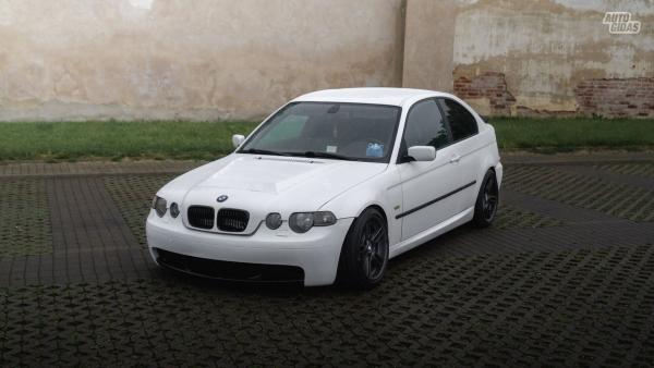 Balts BMW 325 2003 Jonava, ar dzinēja tilpumu 2.50 L un nobraukumu 100 tūkst. km par 4999 €, foto 1 vietnē AUTOMOTO.COM.LV