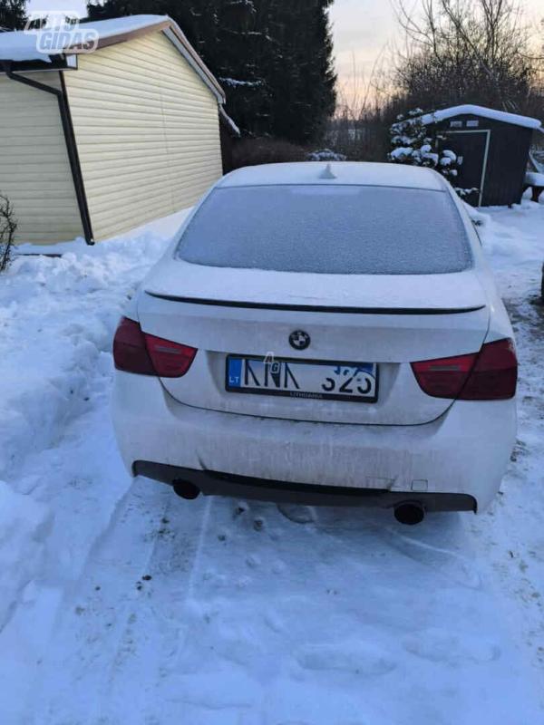 Balts BMW 325 2006 Kupiškis, ar dzinēja tilpumu 2.50 L un nobraukumu 265 tūkst. km par 3300 €, foto 4 vietnē AUTOMOTO.COM.LV
