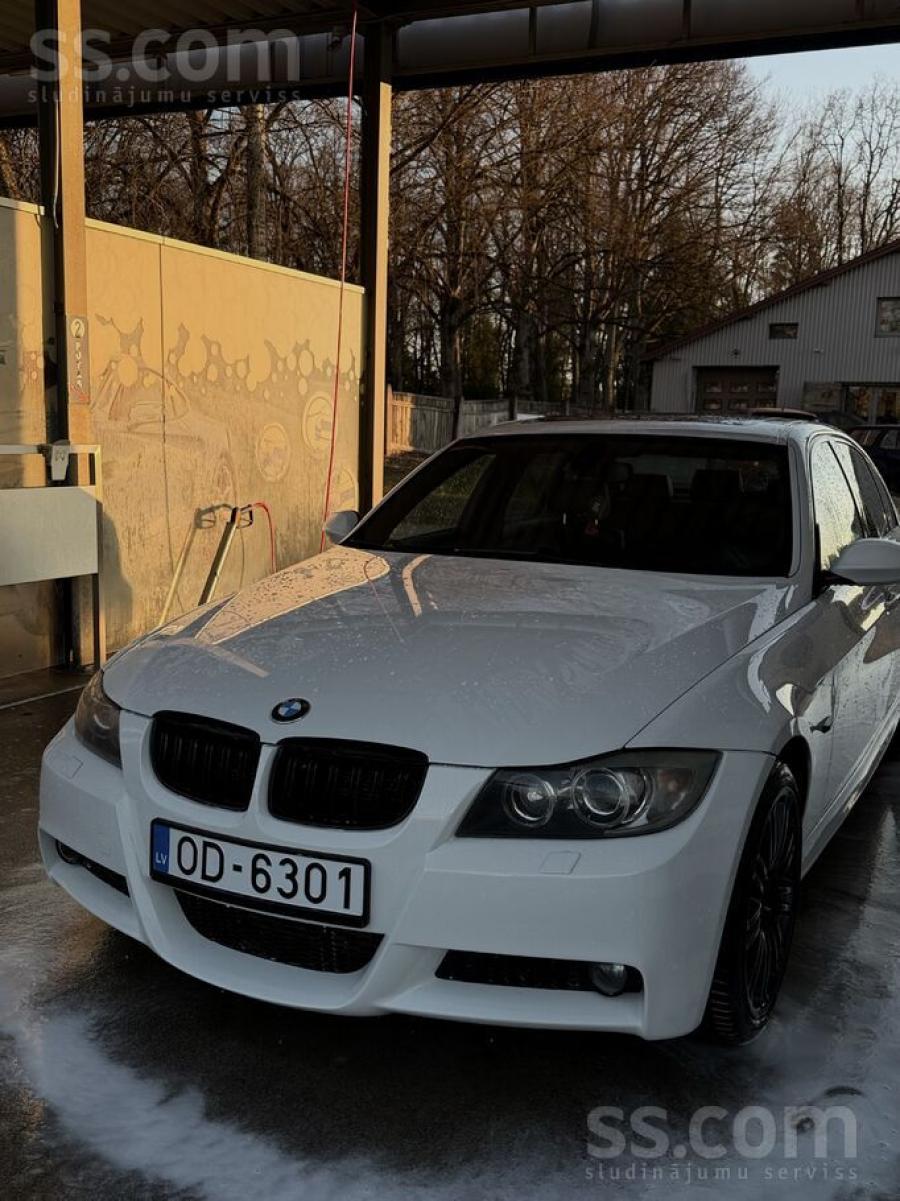 Белый БМВ 325 2007 в Цесис, объемом двигателя 3.00 л и пробегом 323 тыс. км за 5500 €, фото 1 на AUTOMOTO.COM.LV