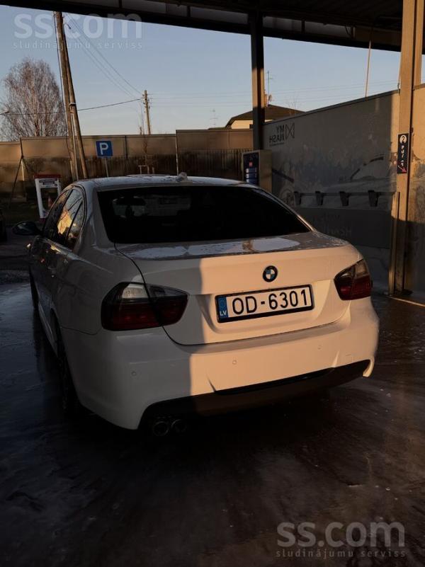 White BMW 325 2007 in Cesis, with an engine capacity of 3.00 L and mileage of 323 thousand km for 5500 €, photo 4 on AUTOMOTO.COM.LV