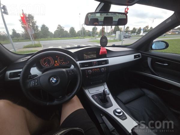 White BMW 325 2007 in Riga, with an engine capacity of 3.00 L and mileage of 0 thousand km for 6500 €, photo 8 on AUTOMOTO.COM.LV