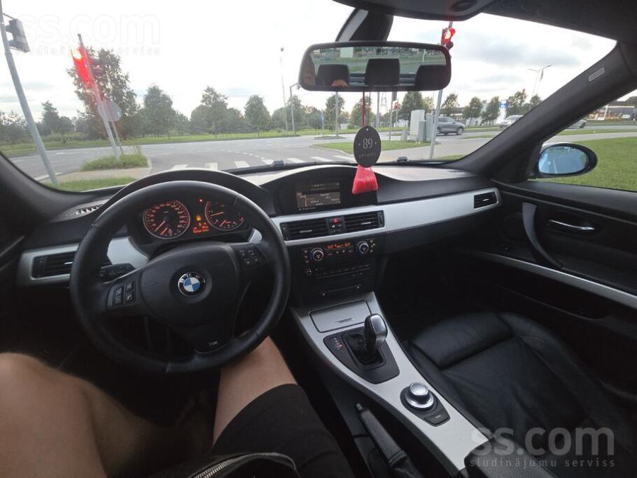 White BMW 325 2007 in Riga, with an engine capacity of 3.00 L and mileage of 0 thousand km for 6500 €, photo 8 on AUTOMOTO.COM.LV