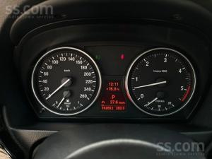White BMW 325 2009 in Valmiera, with an engine capacity of 3.00 L and mileage of 363 thousand km for 5995 €, photo 15 on AUTOMOTO.COM.LV