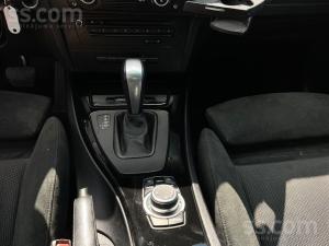 White BMW 325 2009 in Valmiera, with an engine capacity of 3.00 L and mileage of 363 thousand km for 5995 €, photo 16 on AUTOMOTO.COM.LV