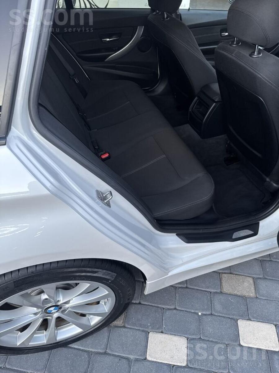 White BMW 325 2015 in Riga, with an engine capacity of 2.00 L and mileage of 240 thousand km for 8900 €, photo 22 on AUTOMOTO.COM.LV