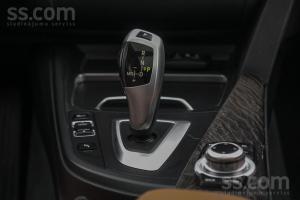 Белый БМВ 325 2016 в Рига, объемом двигателя 2.00 л и пробегом 285 тыс. км за 14590 €, фото 25 на AUTOMOTO.COM.LV