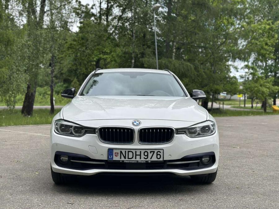 White BMW 325 2016 in Vilnius, with an engine capacity of 2.00 L and mileage of 338 thousand km for 11000 €, photo 9 on AUTOMOTO.COM.LV