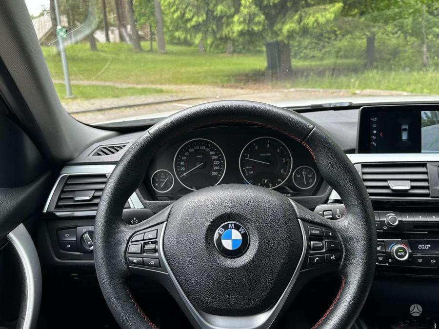 White BMW 325 2016 in Vilnius, with an engine capacity of 2.00 L and mileage of 338 thousand km for 11000 €, photo 15 on AUTOMOTO.COM.LV