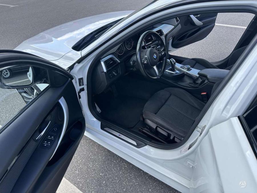 Balts BMW 325 2016 Viļņa, ar dzinēja tilpumu 2.00 L un nobraukumu 299 tūkst. km par 12900 €, foto 10 vietnē AUTOMOTO.COM.LV