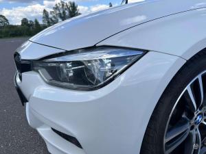 Balts BMW 325 2016 Viļņa, ar dzinēja tilpumu 2.00 L un nobraukumu 299 tūkst. km par 12900 €, foto 18 vietnē AUTOMOTO.COM.LV