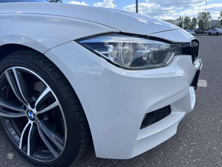 Balts BMW 325 2016 Viļņa, ar dzinēja tilpumu 2.00 L un nobraukumu 299 tūkst. km par 12900 €, foto 19 vietnē AUTOMOTO.COM.LV