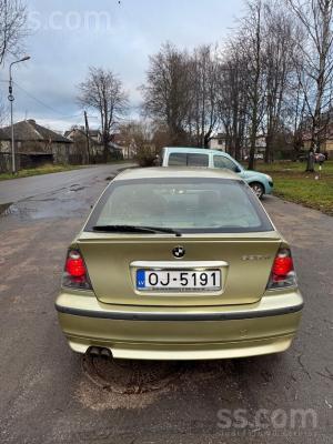 Yellow BMW 325 2002 in Riga, with an engine capacity of 2.50 L and mileage of 303 thousand km for 3400 €, photo 6 on AUTOMOTO.COM.LV