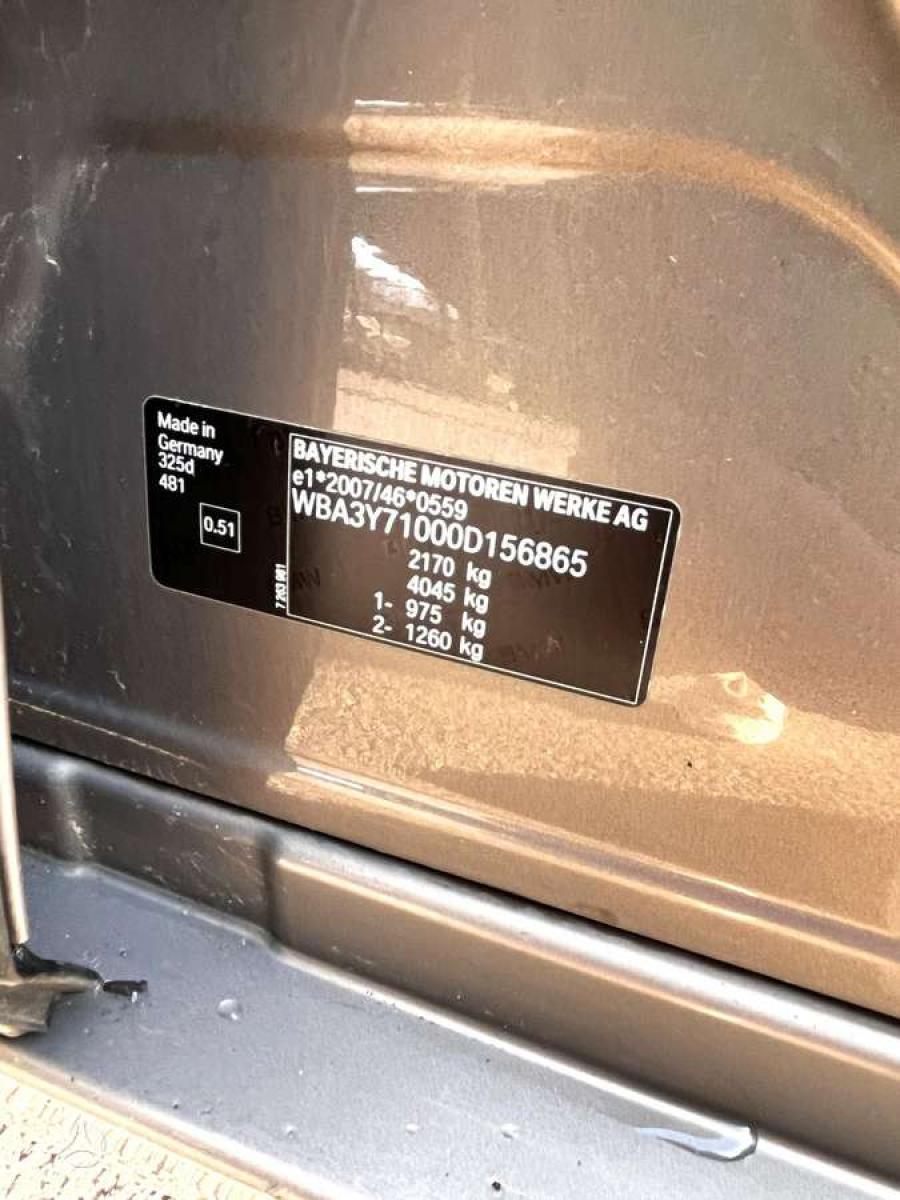Dzeltens BMW 325 2014 Kauņa, ar dzinēja tilpumu 2.00 L un nobraukumu 329 tūkst. km par 9200 €, foto 10 vietnē AUTOMOTO.COM.LV