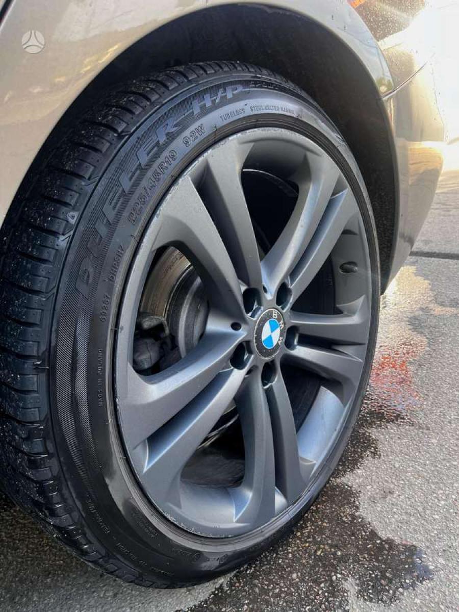 Dzeltens BMW 325 2014 Kauņa, ar dzinēja tilpumu 2.00 L un nobraukumu 329 tūkst. km par 9200 €, foto 17 vietnē AUTOMOTO.COM.LV