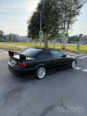 Melns BMW 328 1997 Liepāja, ar dzinēja tilpumu 2.80 L un nobraukumu 278 tūkst. km par 7150 €, foto 5 vietnē AUTOMOTO.COM.LV