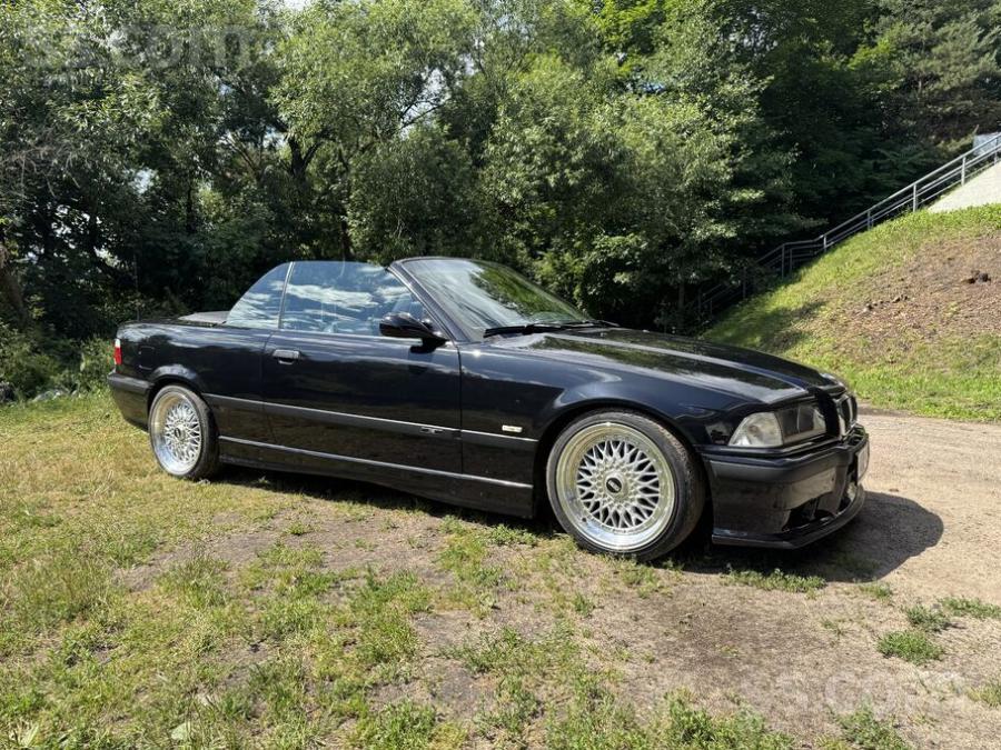 Black BMW 328 1999 in Riga, with an engine capacity of 2.80 L and mileage of 199 thousand km for 8500 €, photo 6 on AUTOMOTO.COM.LV