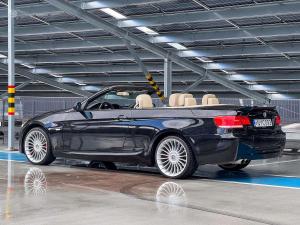 Black BMW 328 2008 in Vilnius, with an engine capacity of 3.00 L and mileage of 233 thousand km for 7950 €, photo 16 on AUTOMOTO.COM.LV