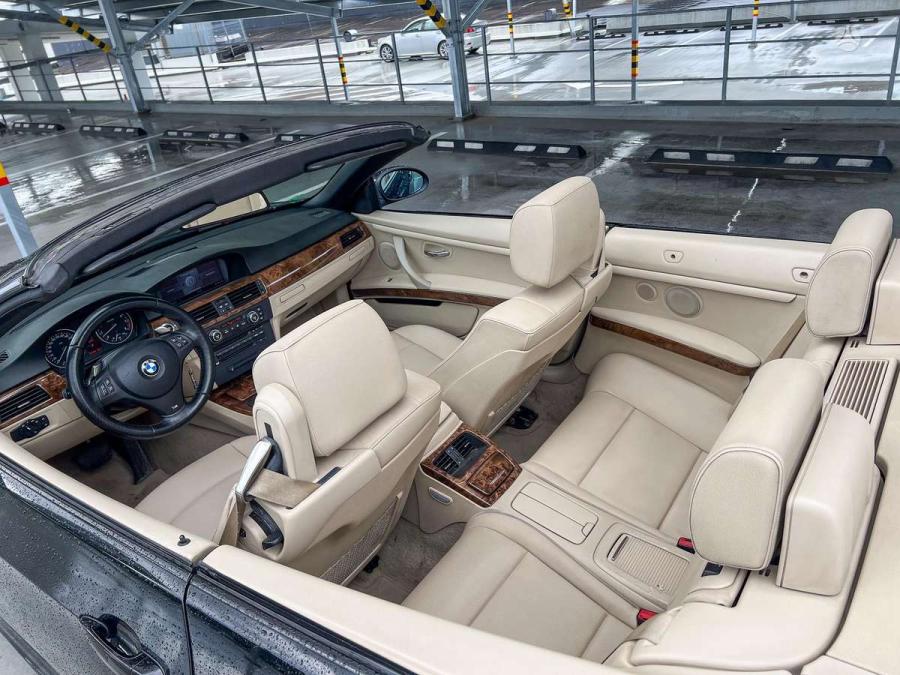 Black BMW 328 2008 in Vilnius, with an engine capacity of 3.00 L and mileage of 233 thousand km for 7950 €, photo 21 on AUTOMOTO.COM.LV