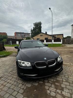 Melns BMW 328 2011 Jelgava, ar dzinēja tilpumu 3.00 L un nobraukumu 262 tūkst. km par 6000 €, foto  vietnē AUTOMOTO.COM.LV