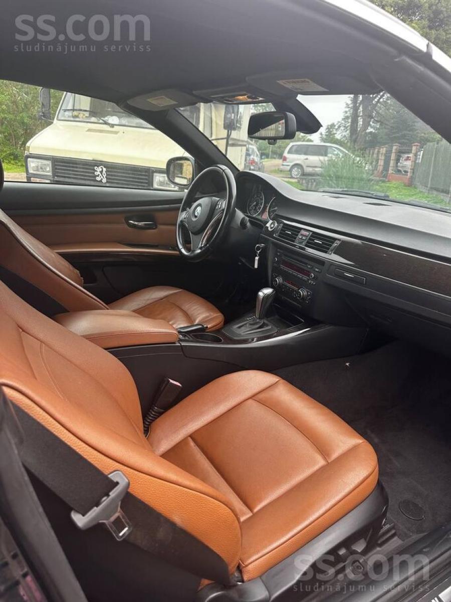 Melns BMW 328 2011 Jelgava, ar dzinēja tilpumu 3.00 L un nobraukumu 262 tūkst. km par 6000 €, foto 5 vietnē AUTOMOTO.COM.LV