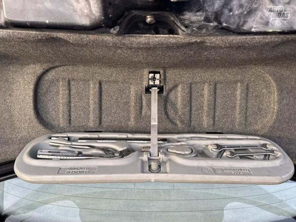 Melns BMW 328 1995 Viļņa, ar dzinēja tilpumu 2.80 L un nobraukumu 255 tūkst. km par 6990 €, foto 8 vietnē AUTOMOTO.COM.LV