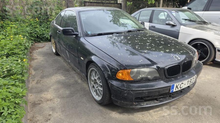 Melns BMW 328 1999 Rīga, ar dzinēja tilpumu 2.80 L un nobraukumu 198 tūkst. km par 2950 €, foto 3 vietnē AUTOMOTO.COM.LV