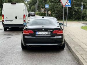 Black BMW 328 2008 in Klaipeda, with an engine capacity of 3.00 L and mileage of 235 thousand km for 4300 €, photo 5 on AUTOMOTO.COM.LV