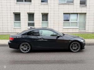Black BMW 328 2008 in Klaipeda, with an engine capacity of 3.00 L and mileage of 235 thousand km for 4300 €, photo 8 on AUTOMOTO.COM.LV