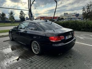 Melns BMW 328 2009 Viļņa, ar dzinēja tilpumu 3.00 L un nobraukumu 265 tūkst. km par 5600 €, foto 5 vietnē AUTOMOTO.COM.LV