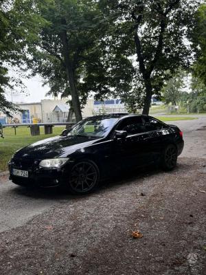 Black BMW 328 2010 in Klaipeda, with an engine capacity of 3.00 L and mileage of 159 thousand km for 7750 €, photo 4 on AUTOMOTO.COM.LV