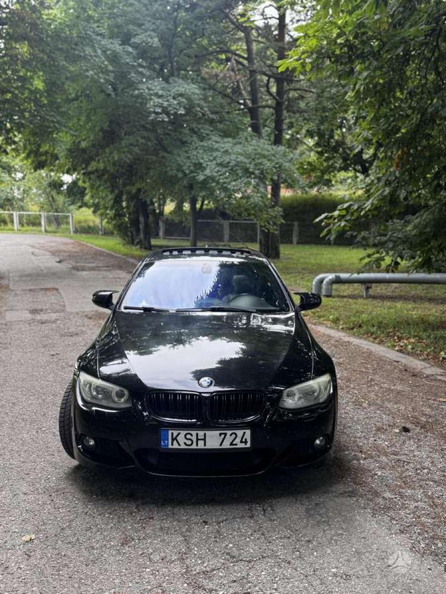 Black BMW 328 2010 in Klaipeda, with an engine capacity of 3.00 L and mileage of 159 thousand km for 7750 €, photo 7 on AUTOMOTO.COM.LV
