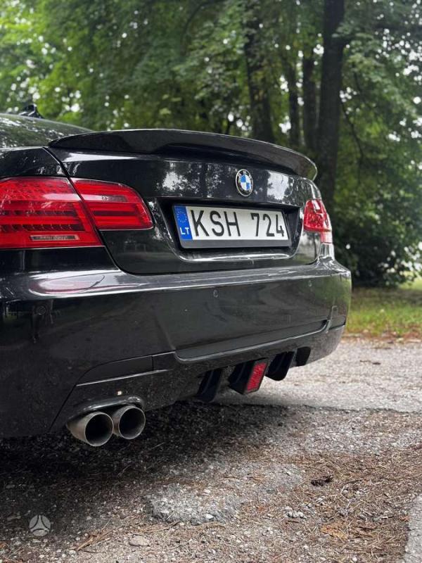 Black BMW 328 2010 in Klaipeda, with an engine capacity of 3.00 L and mileage of 159 thousand km for 7750 €, photo 9 on AUTOMOTO.COM.LV