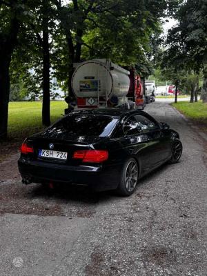 Black BMW 328 2010 in Klaipeda, with an engine capacity of 3.00 L and mileage of 159 thousand km for 7750 €, photo 10 on AUTOMOTO.COM.LV