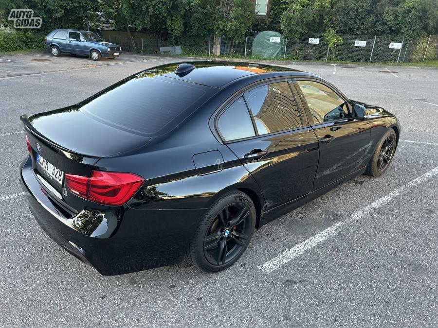 Melns BMW 328 2016 Kauņa, ar dzinēja tilpumu 2.00 L un nobraukumu 105 tūkst. km par 10500 €, foto 6 vietnē AUTOMOTO.COM.LV