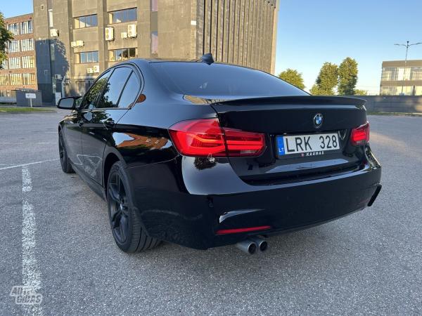 Melns BMW 328 2016 Kauņa, ar dzinēja tilpumu 2.00 L un nobraukumu 105 tūkst. km par 10500 €, foto 10 vietnē AUTOMOTO.COM.LV