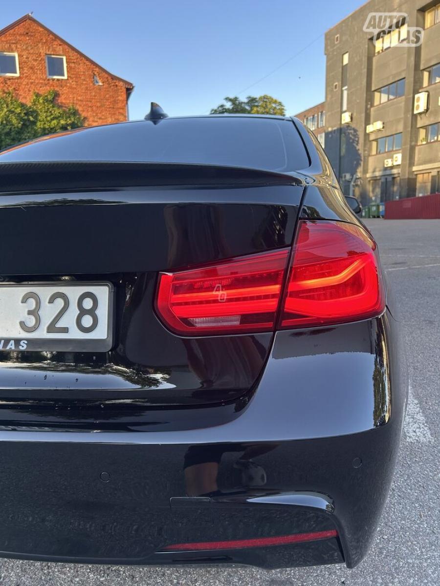 Melns BMW 328 2016 Kauņa, ar dzinēja tilpumu 2.00 L un nobraukumu 105 tūkst. km par 10500 €, foto 13 vietnē AUTOMOTO.COM.LV