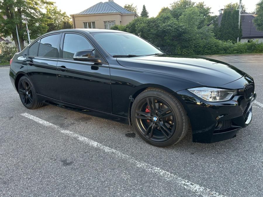 Melns BMW 328 2016 Kauņa, ar dzinēja tilpumu 2.00 L un nobraukumu 105 tūkst. km par 10500 €, foto 14 vietnē AUTOMOTO.COM.LV