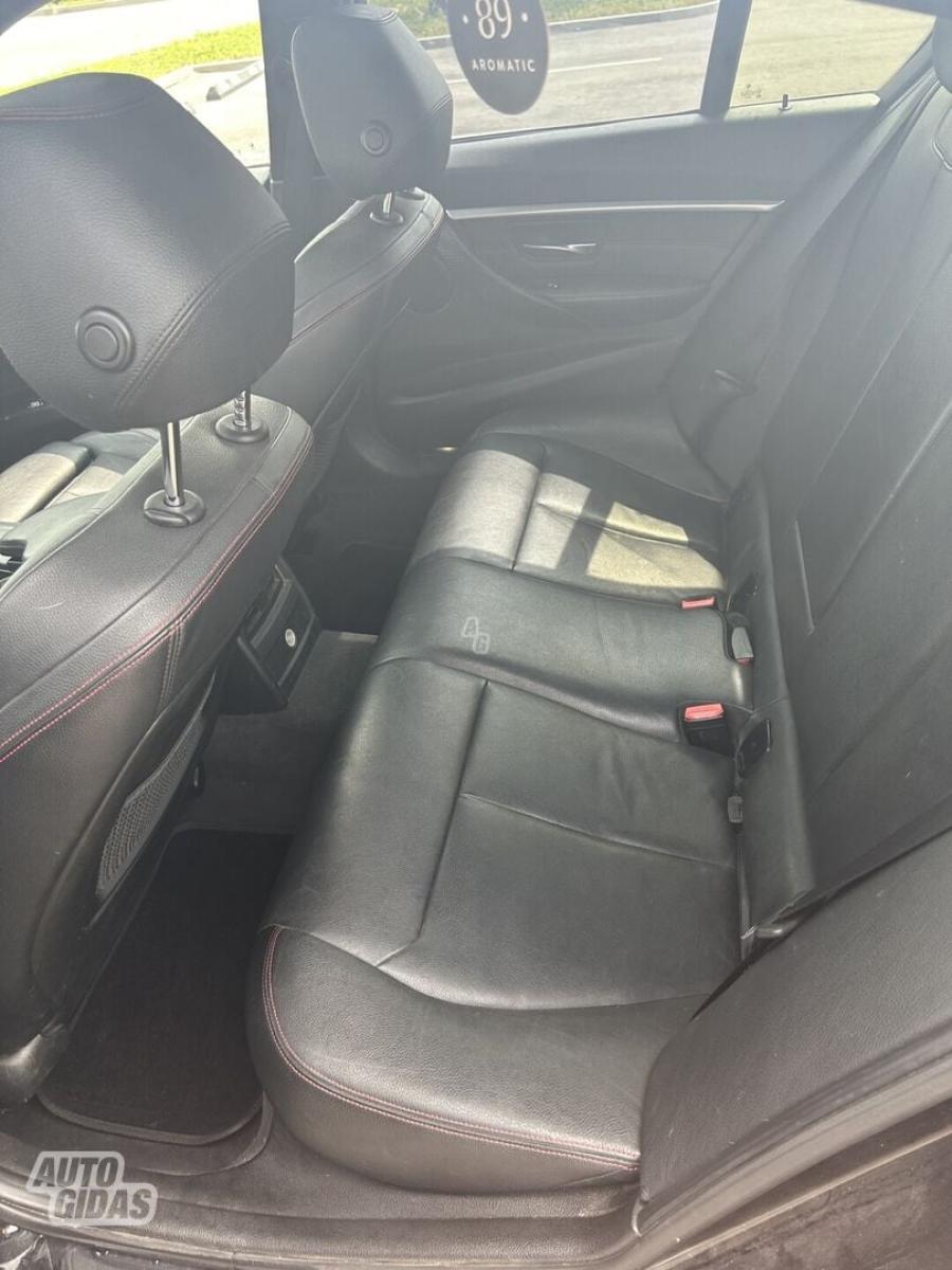 Melns BMW 328 2016 Kauņa, ar dzinēja tilpumu 2.00 L un nobraukumu 105 tūkst. km par 10500 €, foto 18 vietnē AUTOMOTO.COM.LV