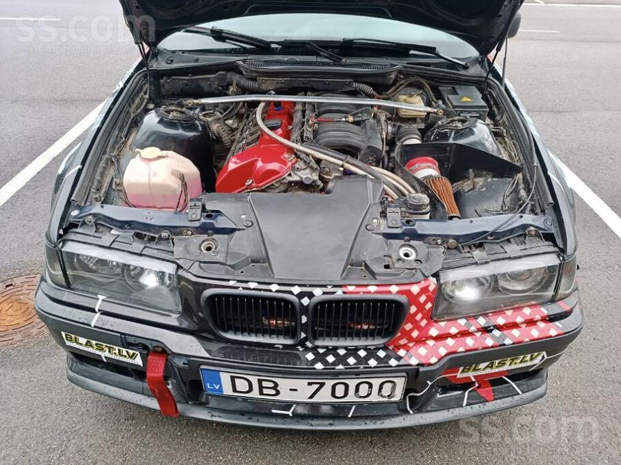 Melns BMW 328 1995 Rīga, ar dzinēja tilpumu 2.80 L un nobraukumu 0 tūkst. km par 9500 €, foto 11 vietnē AUTOMOTO.COM.LV