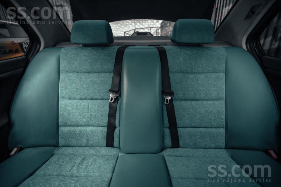 Melns BMW 328 1997 Rīga, ar dzinēja tilpumu 2.80 L un nobraukumu 298 tūkst. km par 5200 €, foto 13 vietnē AUTOMOTO.COM.LV