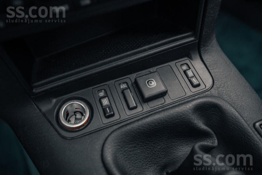 Melns BMW 328 1997 Rīga, ar dzinēja tilpumu 2.80 L un nobraukumu 298 tūkst. km par 5200 €, foto 15 vietnē AUTOMOTO.COM.LV