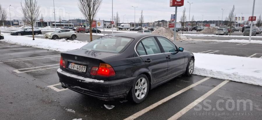 Black BMW 328 1999 in Riga, with an engine capacity of 2.80 L and mileage of 311 thousand km for 2800 €, photo 4 on AUTOMOTO.COM.LV