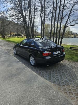 Melns BMW 328 2007 Viļņa, ar dzinēja tilpumu 3.00 L un nobraukumu 370 tūkst. km par 3650 €, foto 5 vietnē AUTOMOTO.COM.LV
