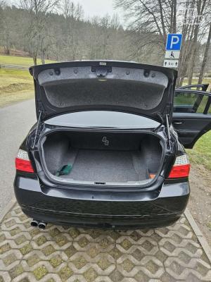 Melns BMW 328 2007 Viļņa, ar dzinēja tilpumu 3.00 L un nobraukumu 370 tūkst. km par 3650 €, foto 14 vietnē AUTOMOTO.COM.LV