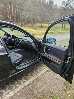 Melns BMW 328 2007 Viļņa, ar dzinēja tilpumu 3.00 L un nobraukumu 370 tūkst. km par 3650 €, foto 16 vietnē AUTOMOTO.COM.LV