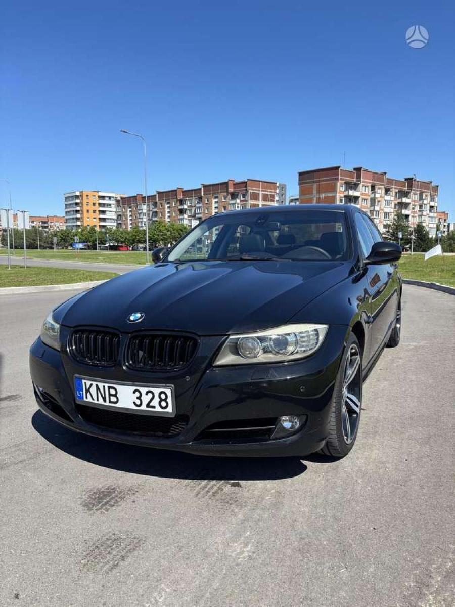 Black BMW 328 2009 in Vilnius, with an engine capacity of 3.00 L and mileage of 275 thousand km for 6200 €, photo 7 on AUTOMOTO.COM.LV