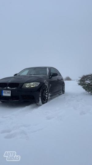 Melns BMW 328 2010 Šilalė, ar dzinēja tilpumu 3.00 L un nobraukumu 350 tūkst. km par 4000 €, foto  vietnē AUTOMOTO.COM.LV