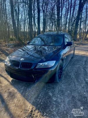 Melns BMW 328 2010 Šilalė, ar dzinēja tilpumu 3.00 L un nobraukumu 350 tūkst. km par 4000 €, foto 3 vietnē AUTOMOTO.COM.LV