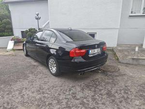 Black BMW 328 2010 in Raseiniai, with an engine capacity of 3.00 L and mileage of 250 thousand km for 2999 €, photo 3 on AUTOMOTO.COM.LV