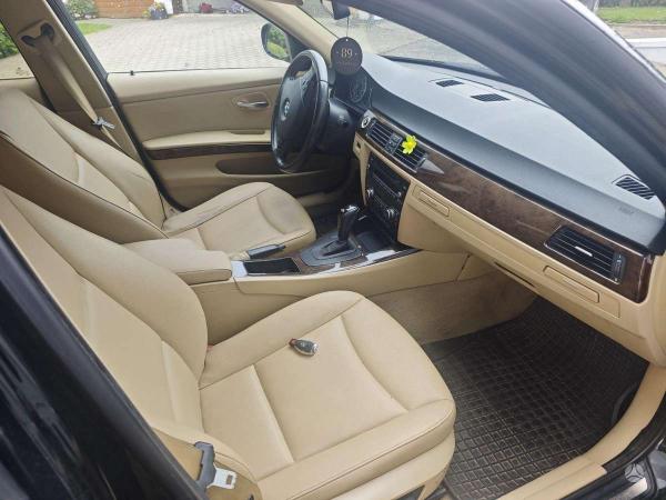 Melns BMW 328 2010 Raseiniai, ar dzinēja tilpumu 3.00 L un nobraukumu 250 tūkst. km par 2999 €, foto 4 vietnē AUTOMOTO.COM.LV
